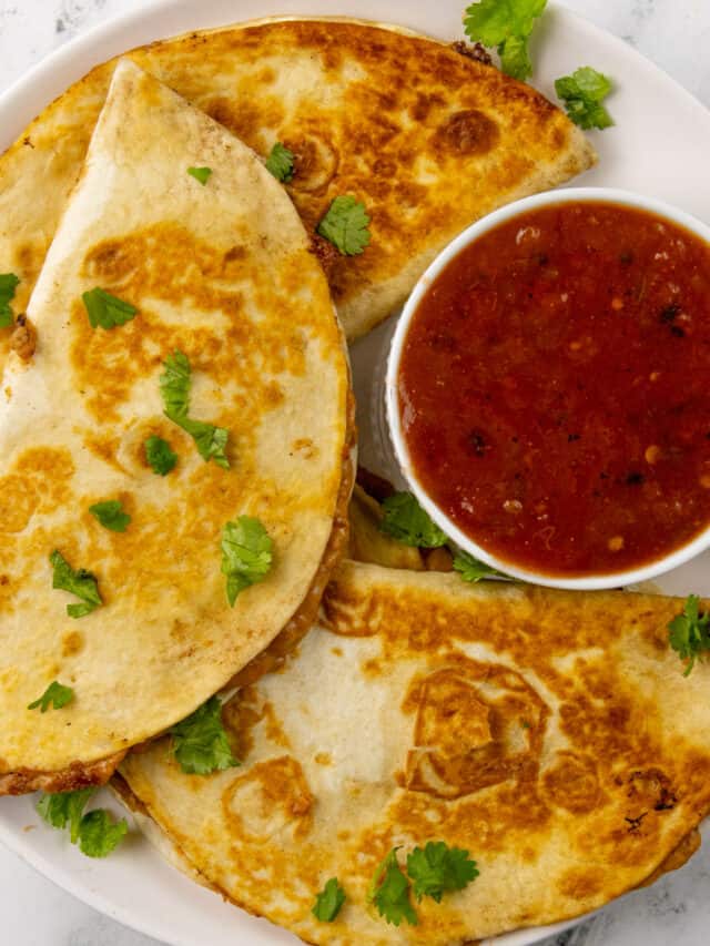 21 Recipes With Canned Refried Beans - Megan vs Kitchen