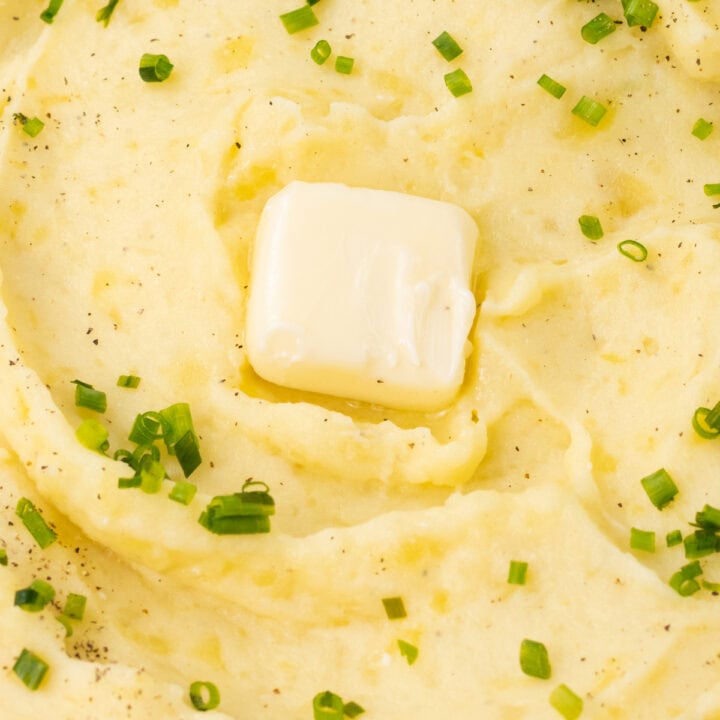 Super Creamy Yukon Gold Mashed Potatoes